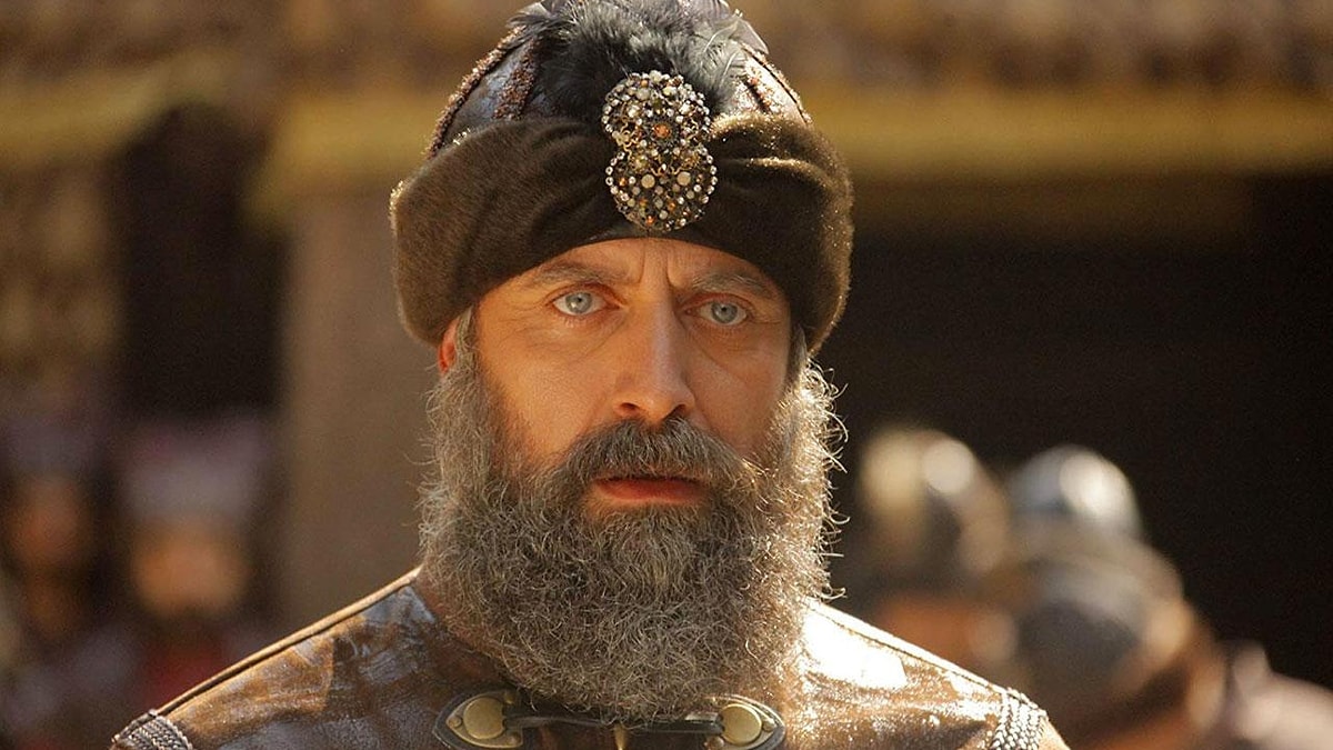 Halit Ergenç: The Turkish Actor Who Paints Emotions on the Canvas of ...