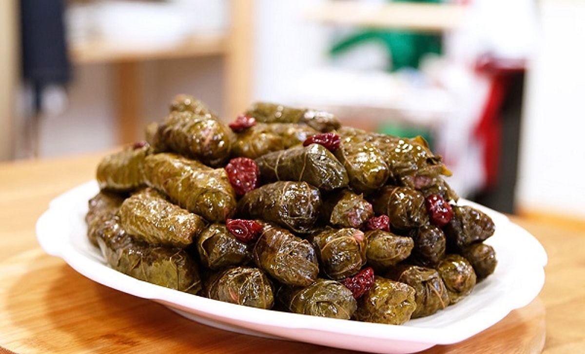 Sarma: The Art of Leaf-Wrapped Turkish Dish - Onedio