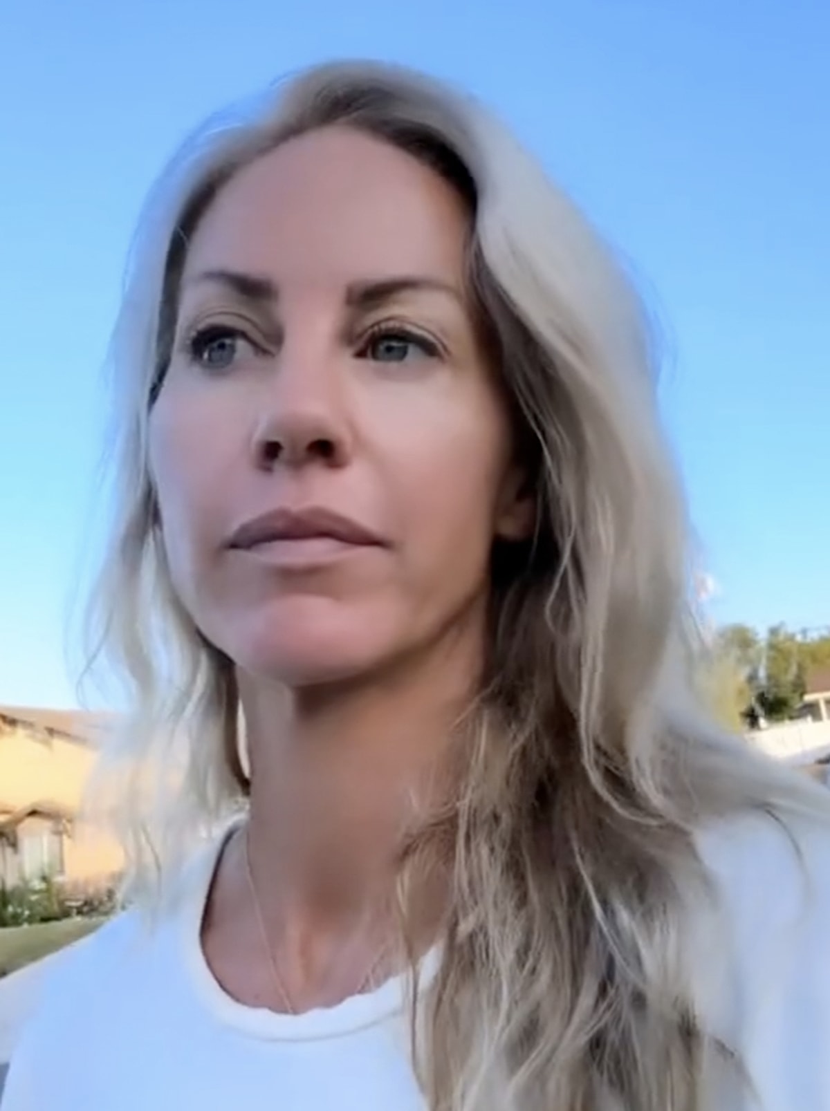 Evinin Altında Birinin Yaşadığını Fark Eden Kadın - Onedio