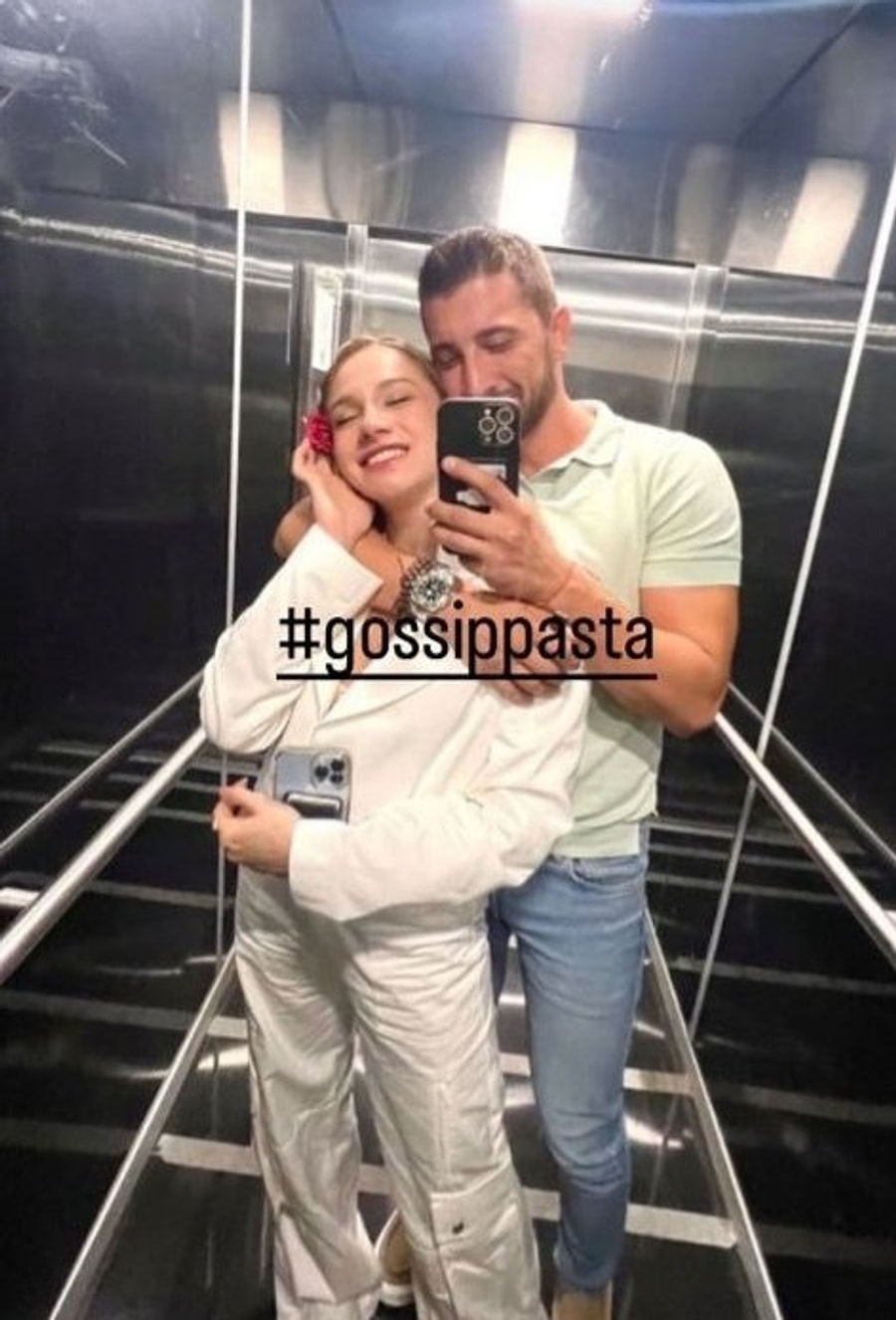 Miray Daner ve Ata Caner Çerçioğlu Evleniyor mu? - Onedio