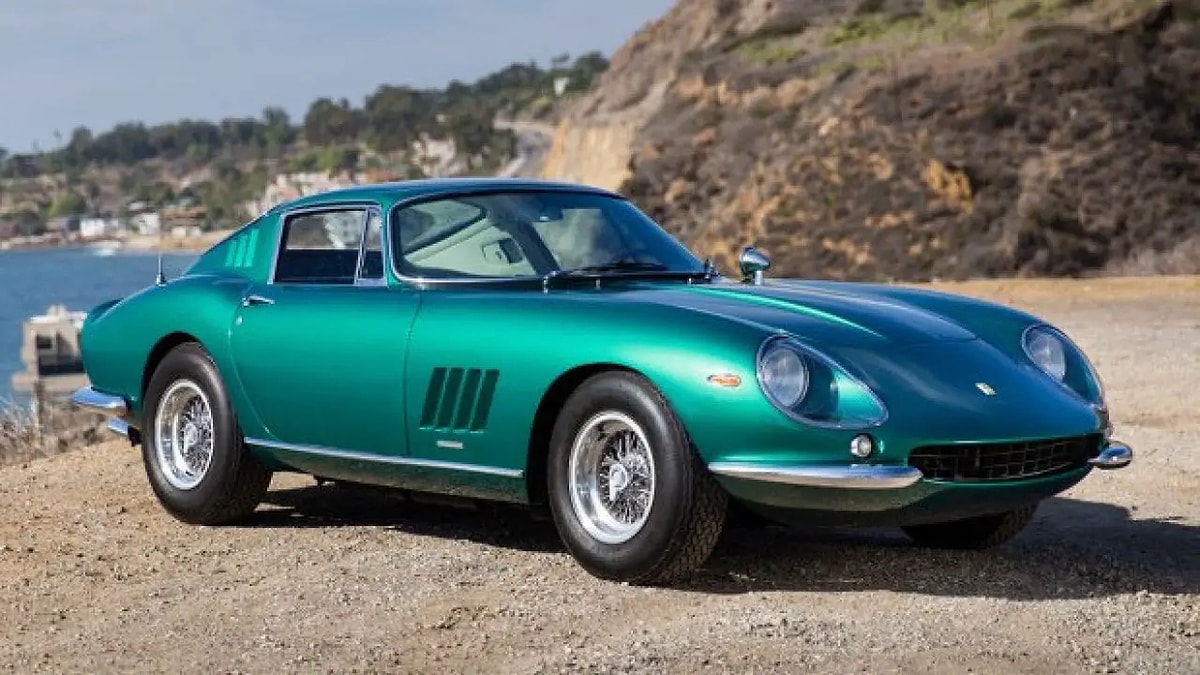 87 Milyon TL'lik Ferrari 275 GTB Kaza Yaptı - Onedio