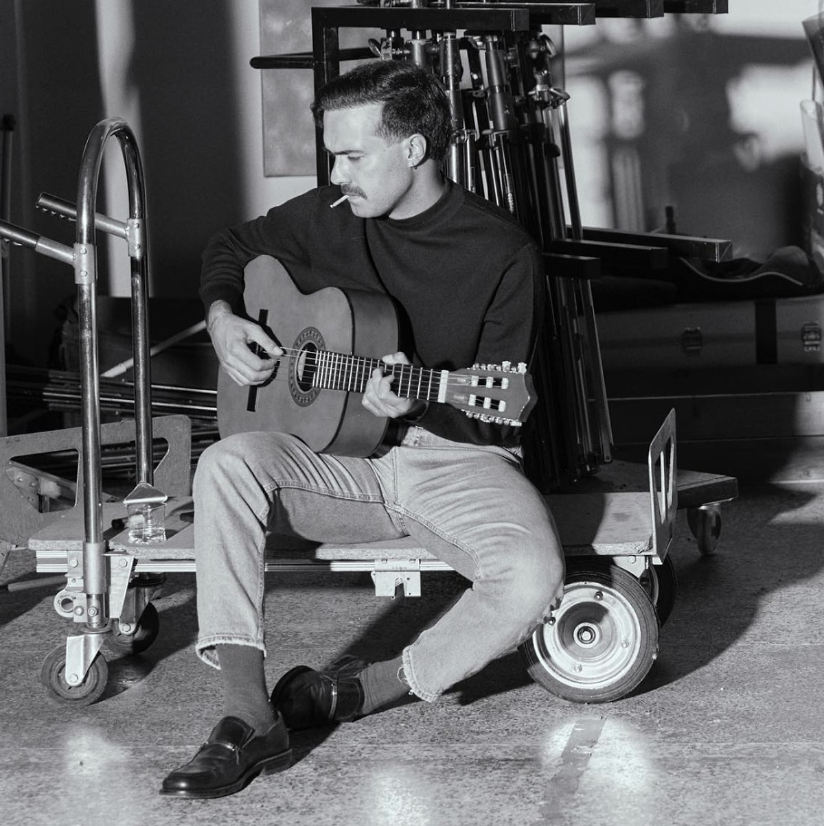 Şarkıcı Mert Demir Kimdir? Kaç Yaşında? Nereli? - Onedio