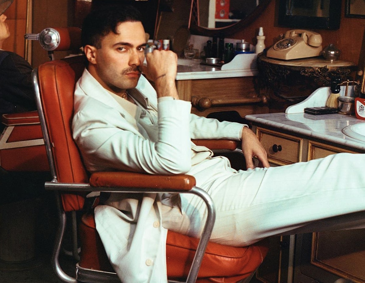 Şarkıcı Mert Demir Kimdir? Kaç Yaşında? Nereli? - Onedio