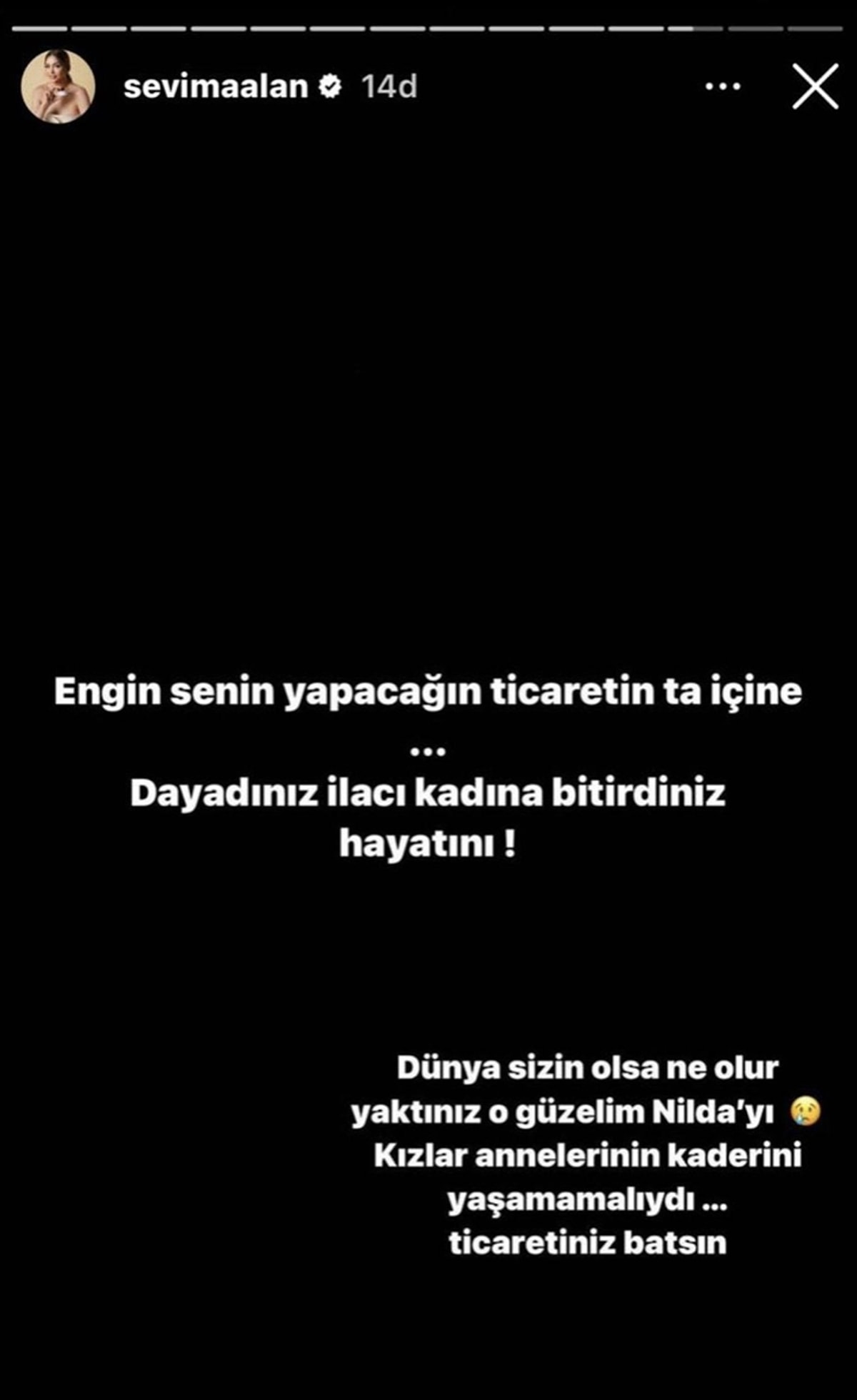 Deniz Akkaya'nın 'Güzellik Merkezi' Göndermesinden Sonra Sevim Alan ...