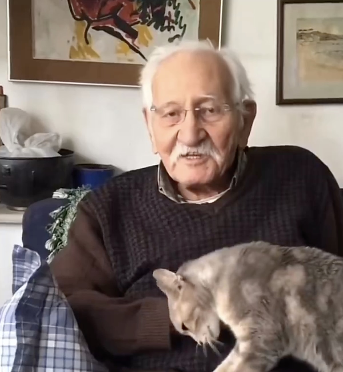 "Belki İsmimi Tanımazsınız Ben Memik Dede" Diyen Arif Erkin'in ...