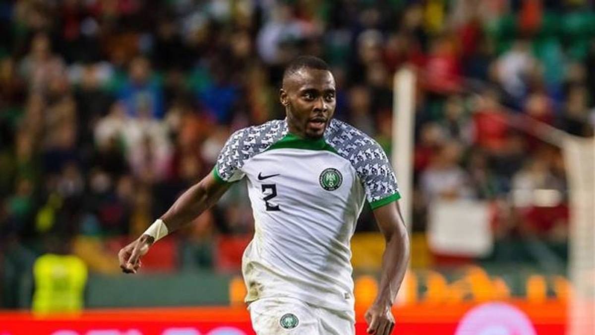 Osayi Samuel, Fenerbahçe'nin Efsanesi Jay-Jay Okocha ile Nijerya Milli ...