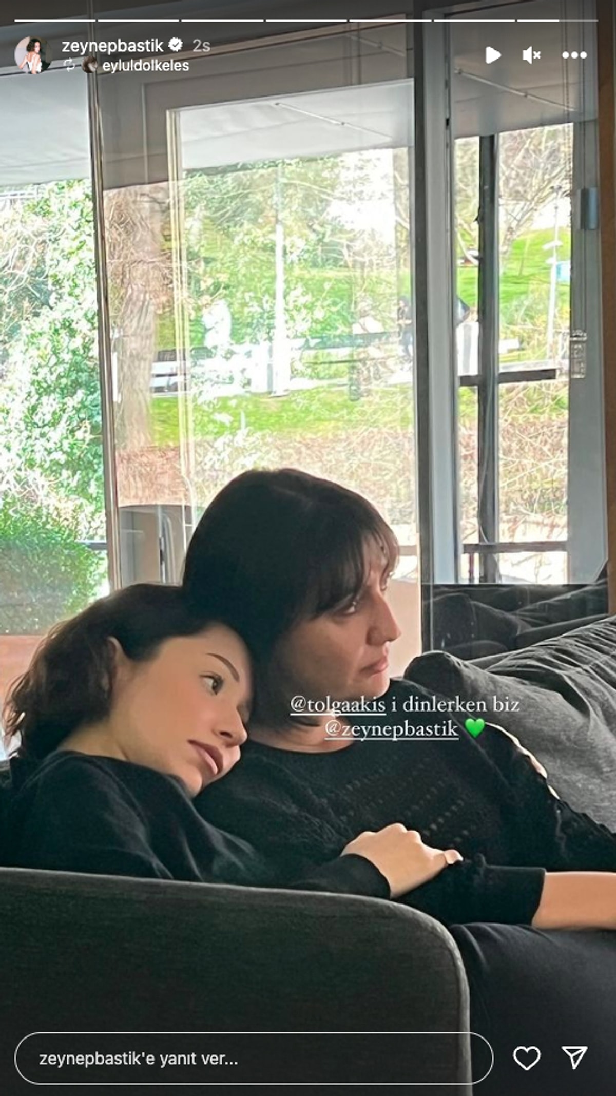 Cinsiyet Geçiş Operasyonu Olan Mika Raun'dan Romantik Poz! 19 Ocak'ta ...