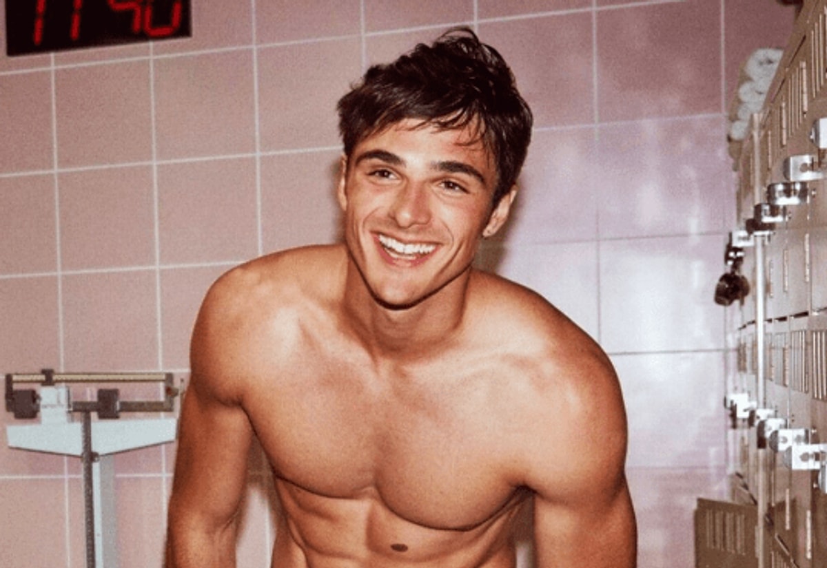 Seksi Oyuncu Jacob Elordi'yi Yakından Tanıyalım! - Onedio