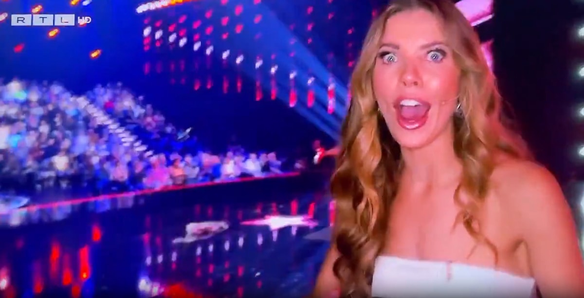 Almanya Yetenek Yarışmasında Cinsel Organıyla Flüt Çalarak İzleyenlerin ...