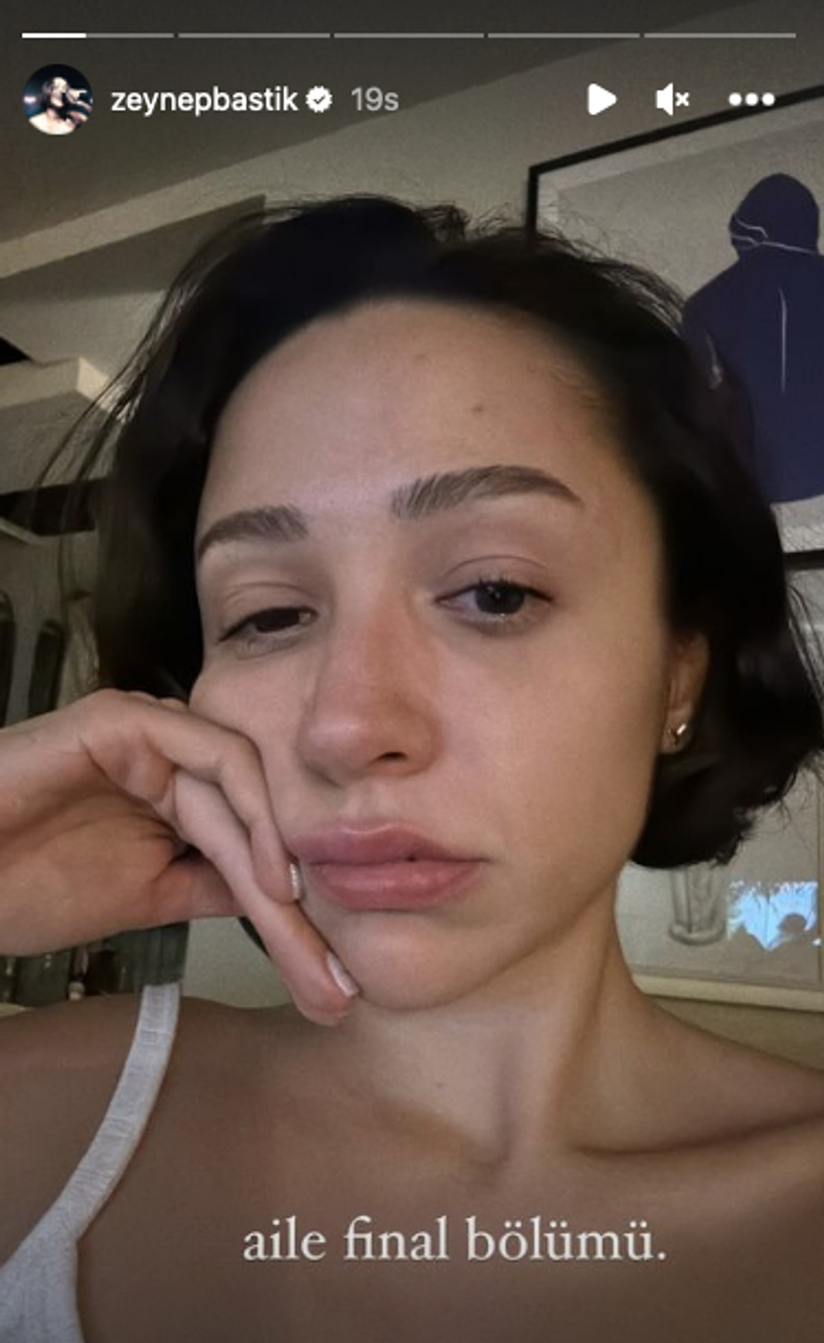 Zeynep Bastık'ın Gözyaşlarından Hadise'nin Dişil Enerjisine 31 Ocak'ta Ünlülerin Yaptığı ...