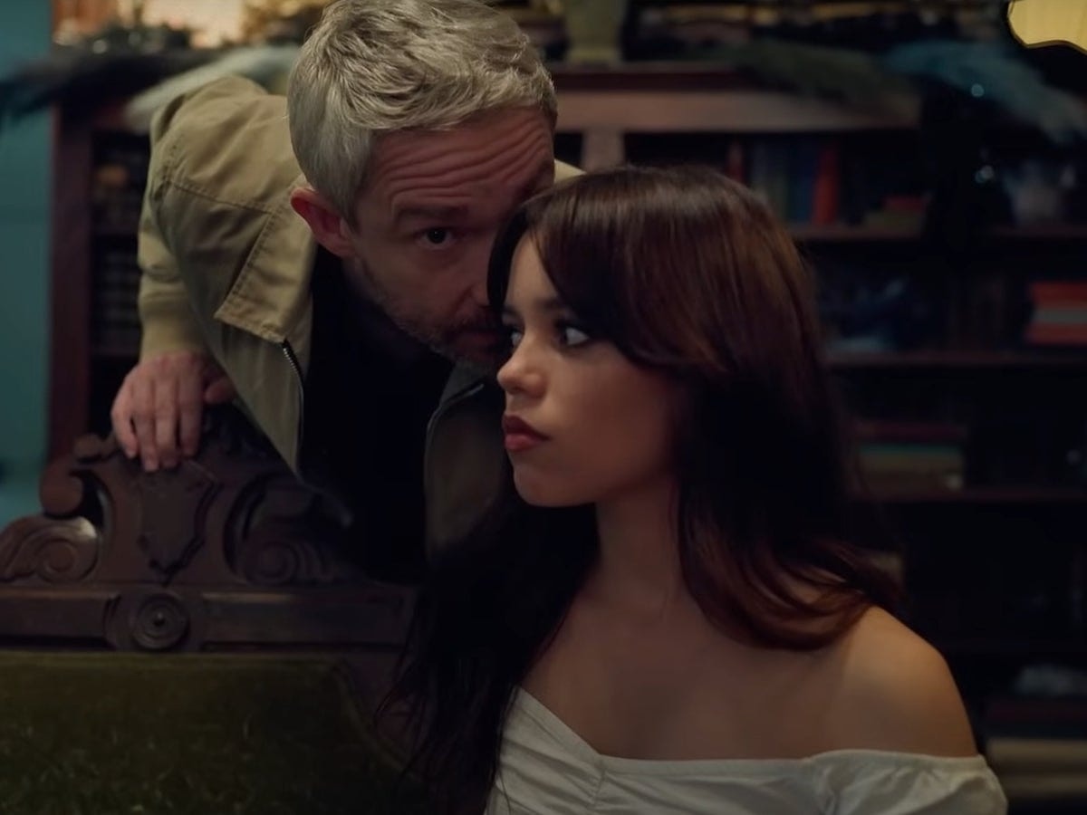 Jenna Ortega ile Martin Freeman'ın Seks Sahnesi - Onedio