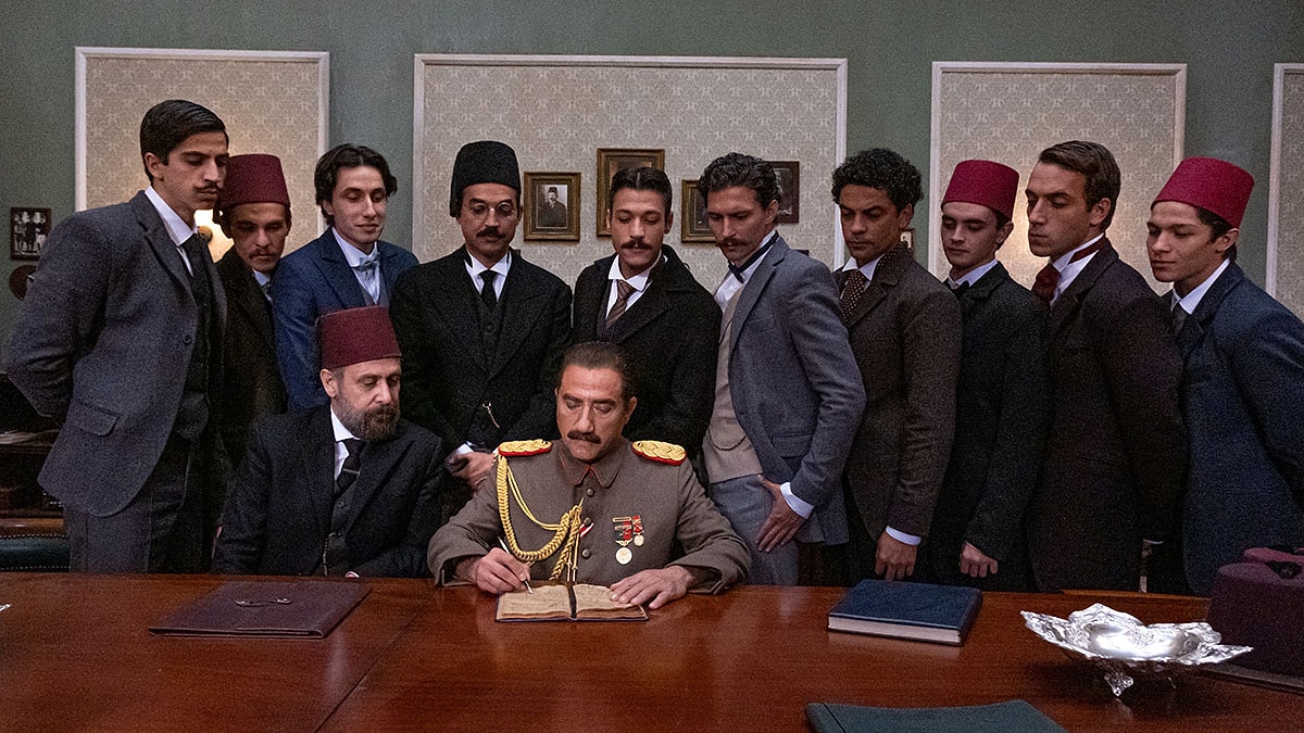Zaferin Rengi Filmi Harington Kupası Gerçek mi? - Onedio Zaferin Rengi Filmi Harington Kupası Gerçek mi? - Onedio