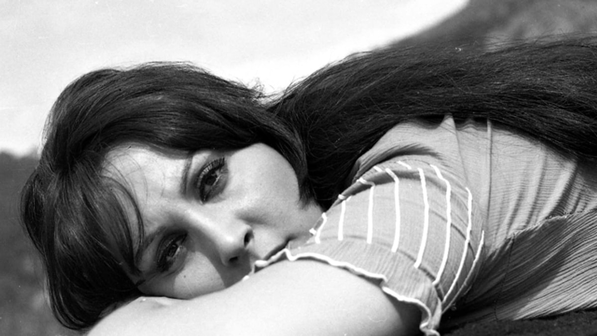 Sevda Ferdağ Kimdir? Sevda Ferdağ Dizileri ve Filmleri Nelerdir? - Onedio