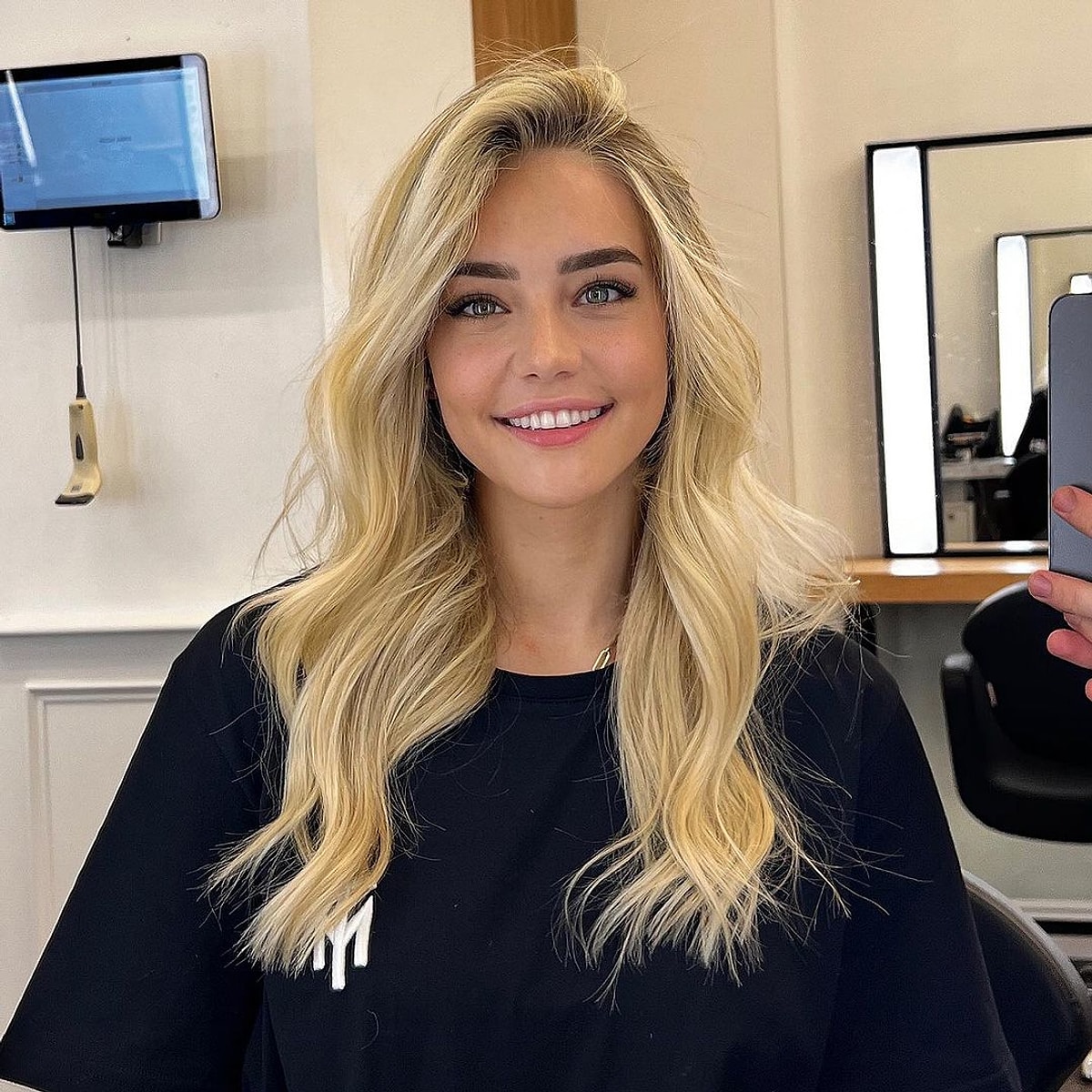 Eski Survivor Yarışmacısı Aycan Yanaç Sevgilisiyle El Ele ...