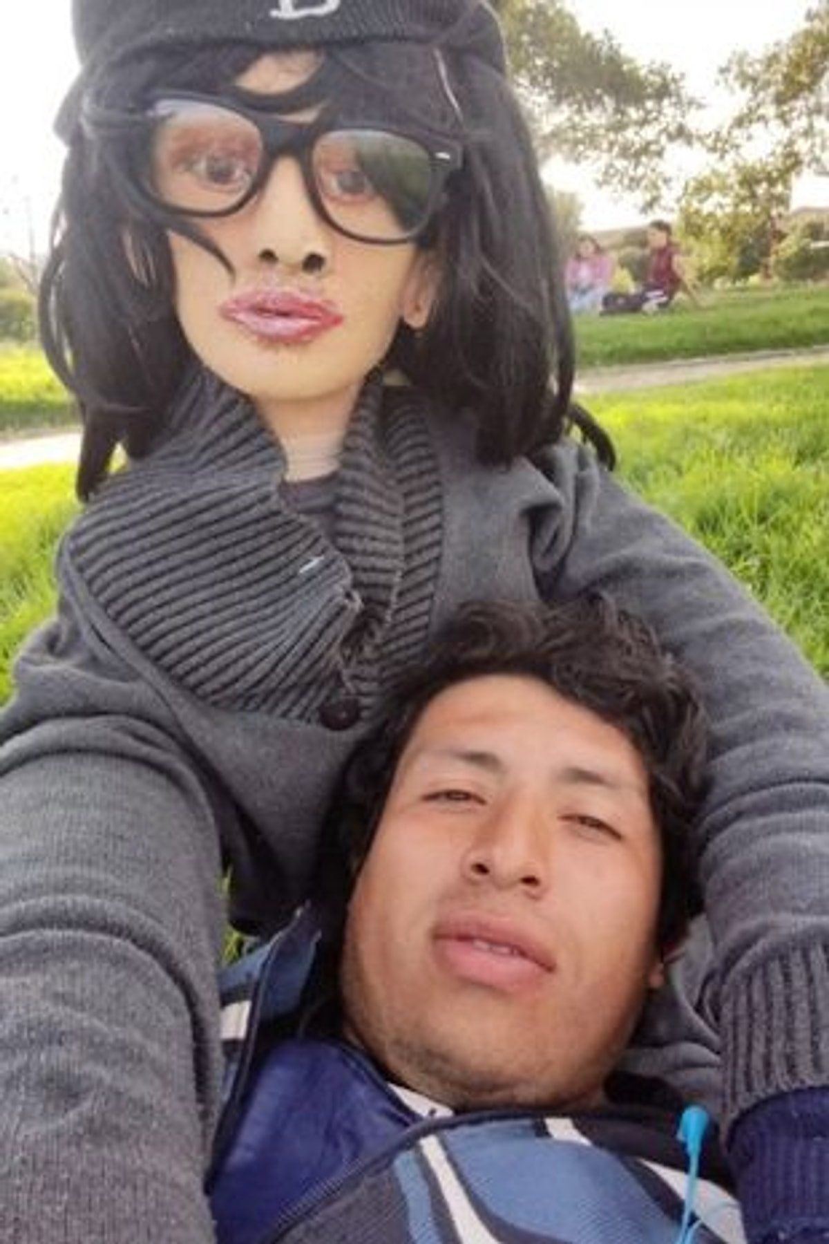 Şişme Bebekle Evlendikten Sonra Üç Çocuğu Olduğunu Söyleyen Adamın ...