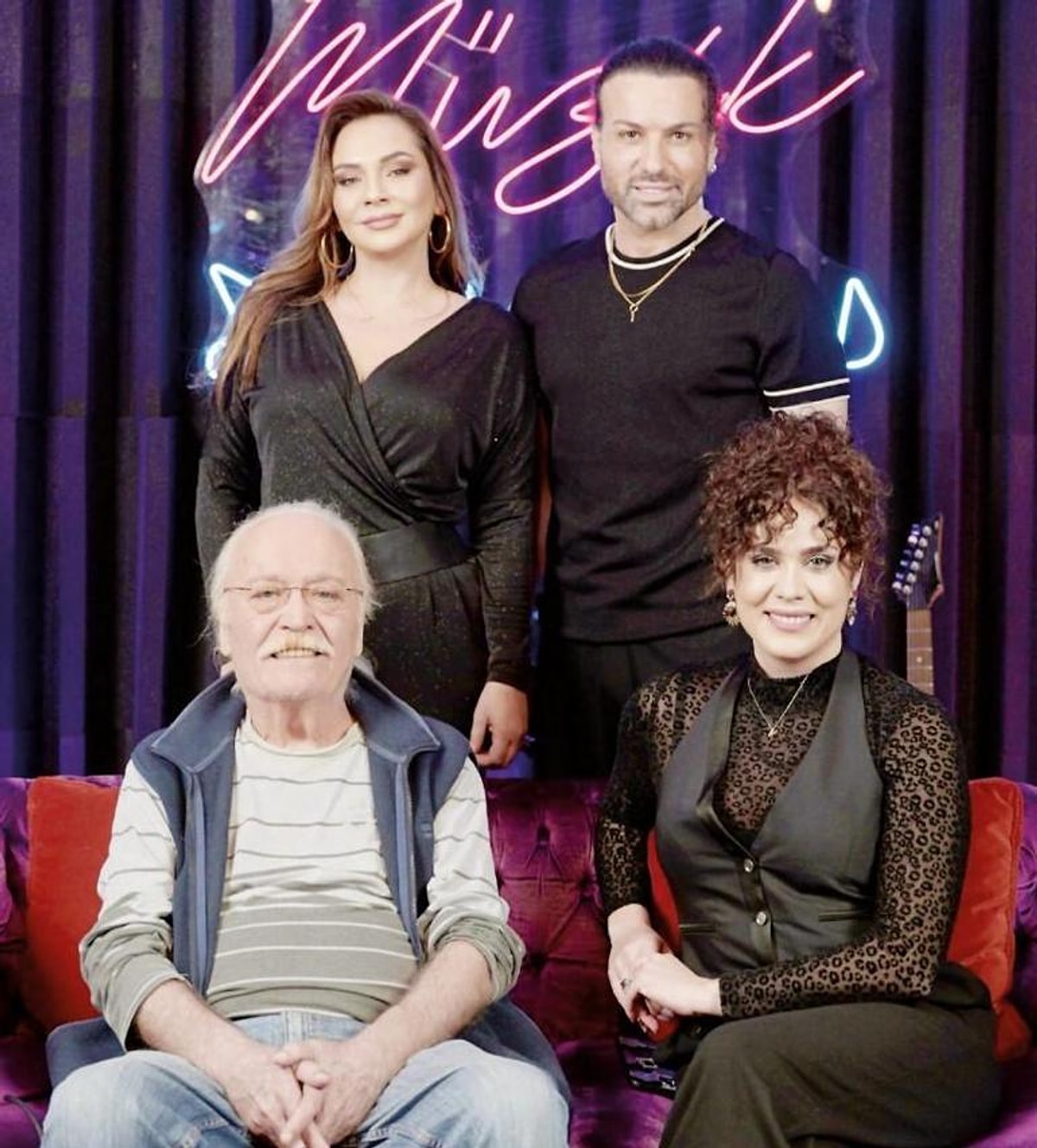 'Selvi Boylum Al Yazmalım'ın Müziğini Besteleyen Cahit Berkay'dan Yıllar Sonra Gelen Türkan ...