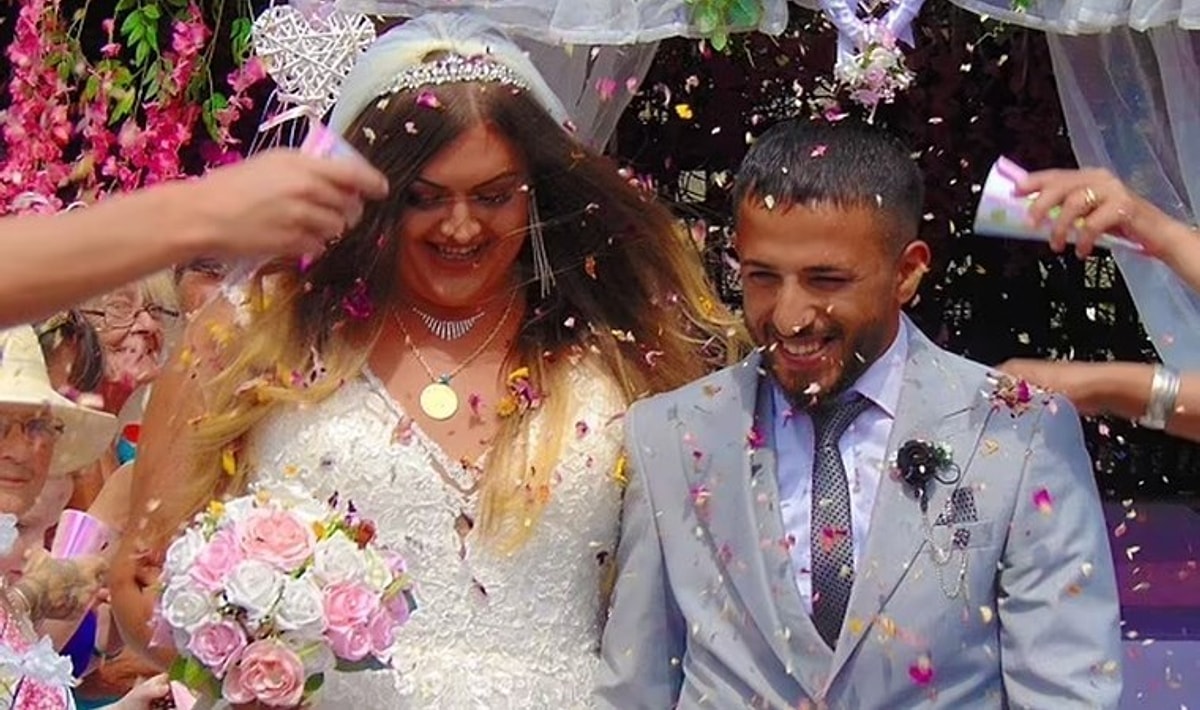 Türk Berber Mert, İngiliz Trans Birey Shane Harding'le Evlendi ...