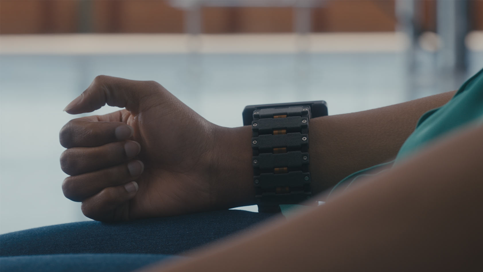 Meta Unveils AI-Powered Bracelet Capable of Reading Minds - Onedio