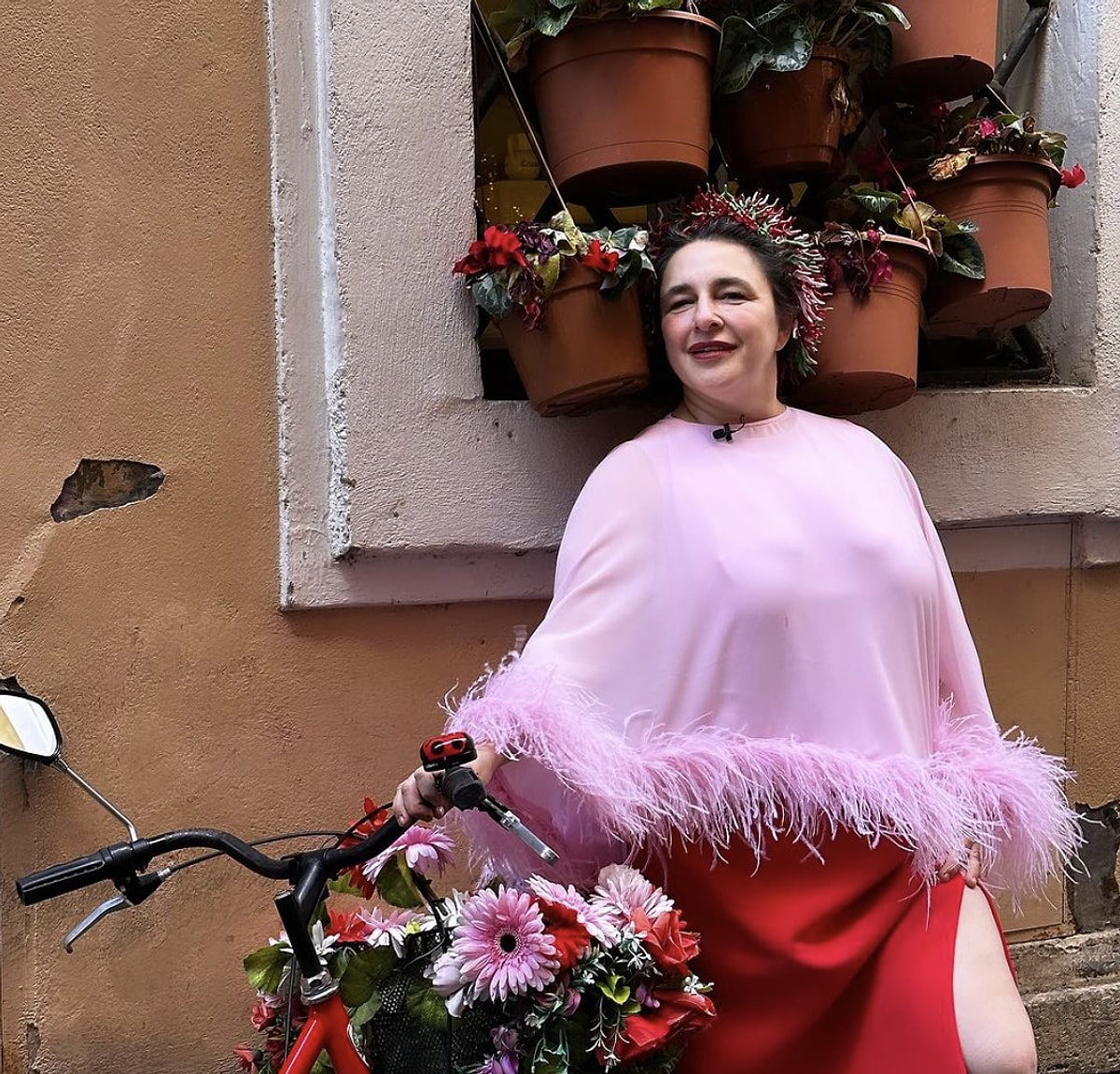 Hudusuz Sevda Dizisine Damgasını Vuran Esra Dermancıoğlu'ndan Asiye'ye ...