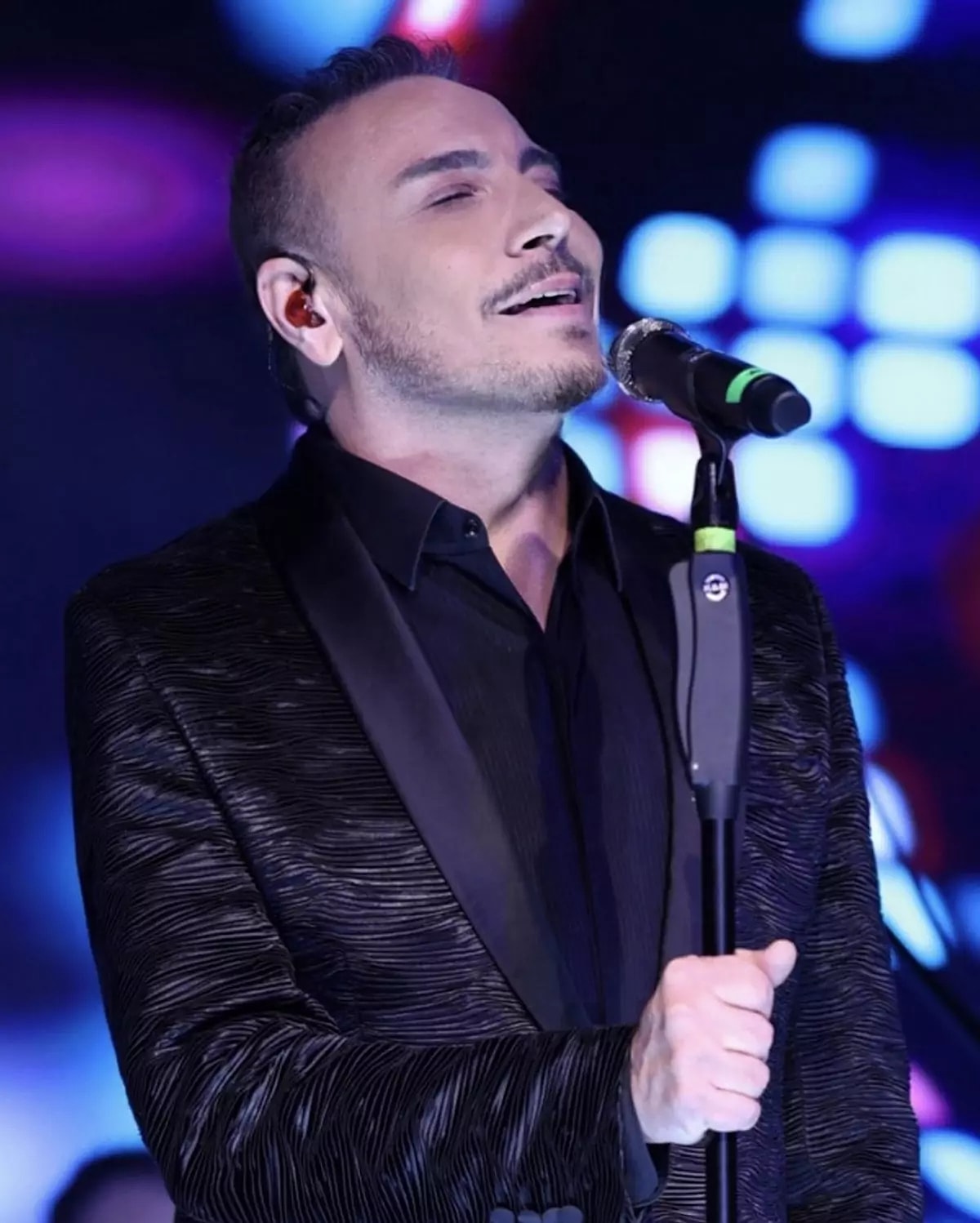 Değişimin de Böylesi: Estetik Modasına Uyup Yüz Gerdirme Ameliyatı Olan ...