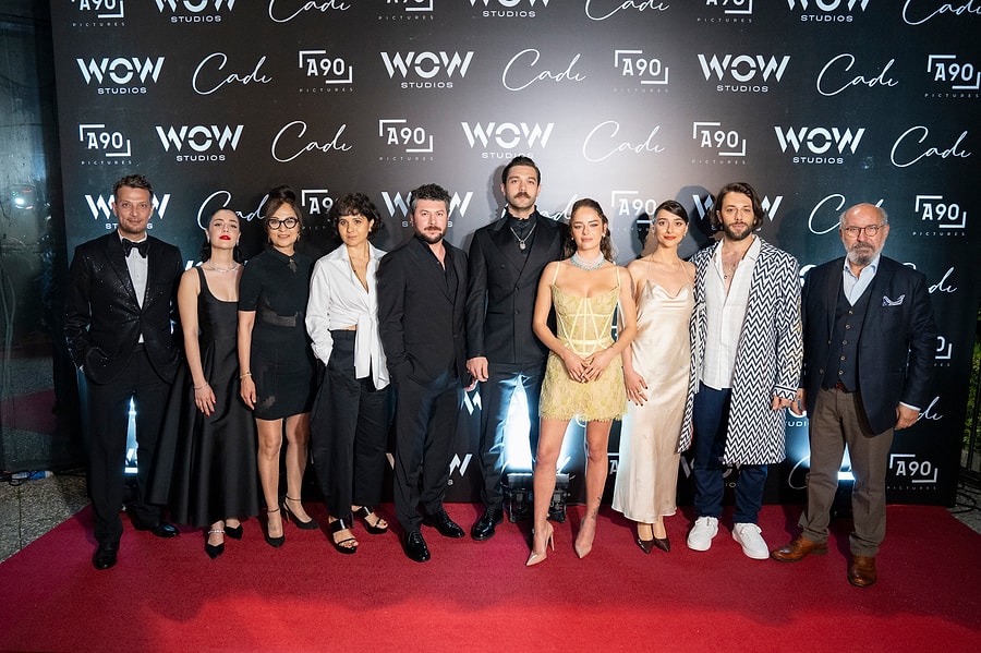 Başrollerinde Furkan Andıç ve Buse Meral'i Buluşturan "Cadı" Filminin ...