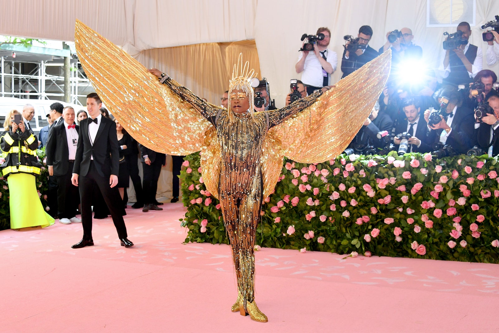 Unforgettable Met Gala Moments: 10 Iconic Red Carpet Looks - Onedio