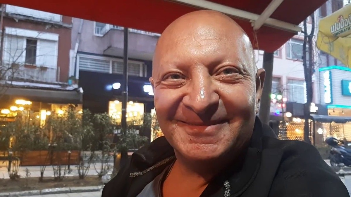 Testo Taylan Taksim Delisi Cenk Olarak Bilinen Fenomeni Ziyaret Etti ...