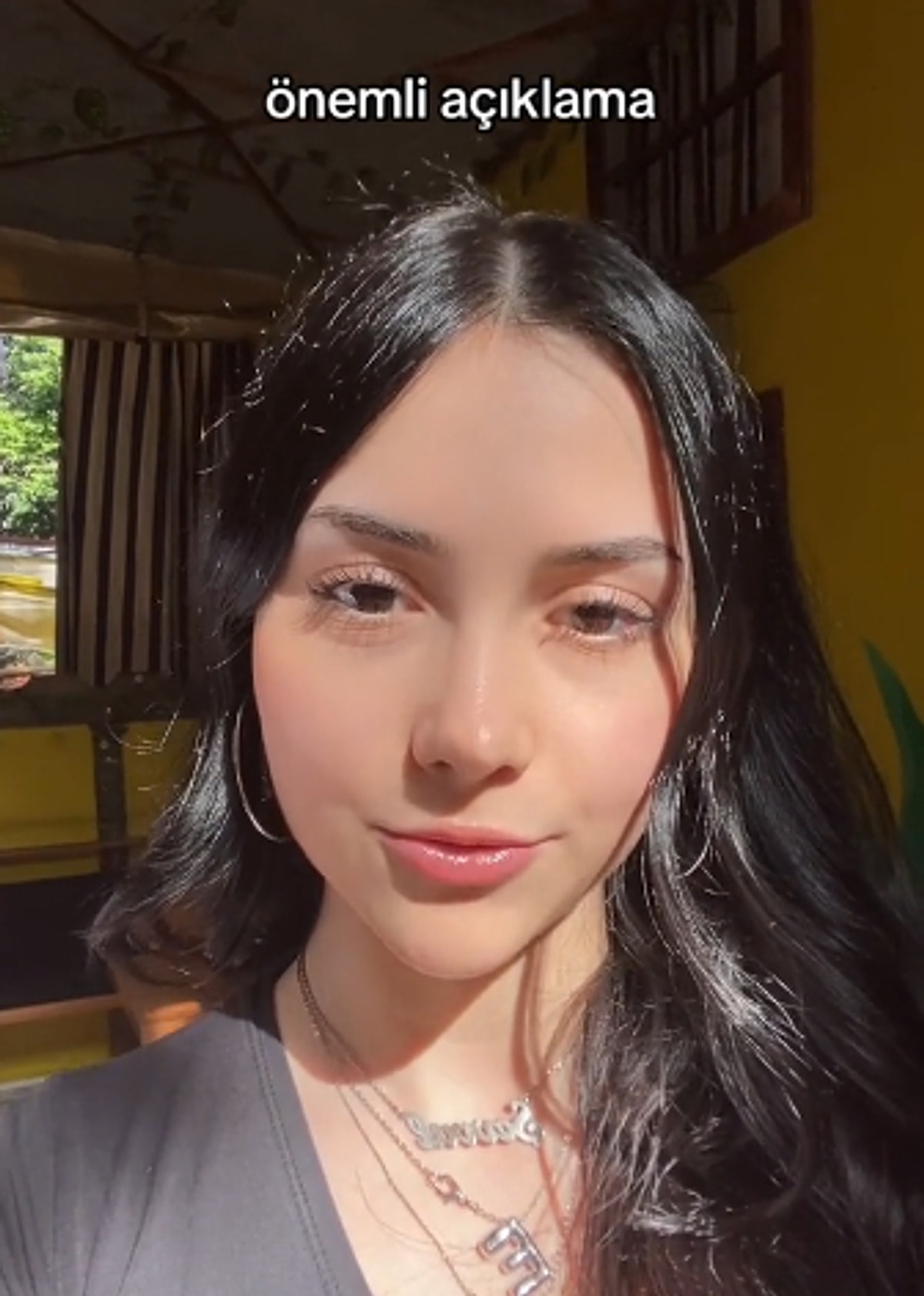 Ters Köşe Yaptılar: 19 Yaşındaki Oyuncu Berat Efe Parlar ve Sevgilisi ...