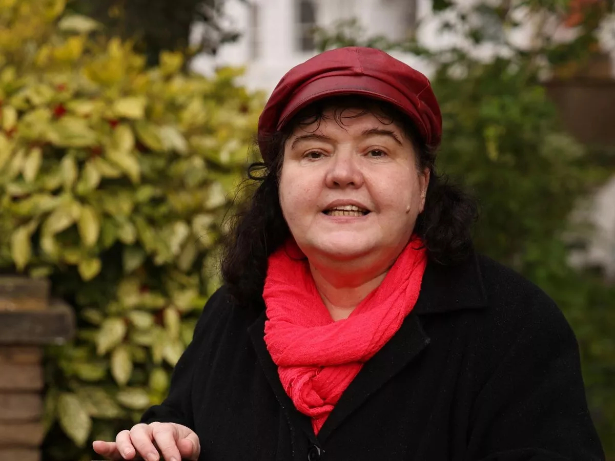 Real-Life 'Martha' from Baby Reindeer, Fiona Harvey, Sues Netflix - Onedio