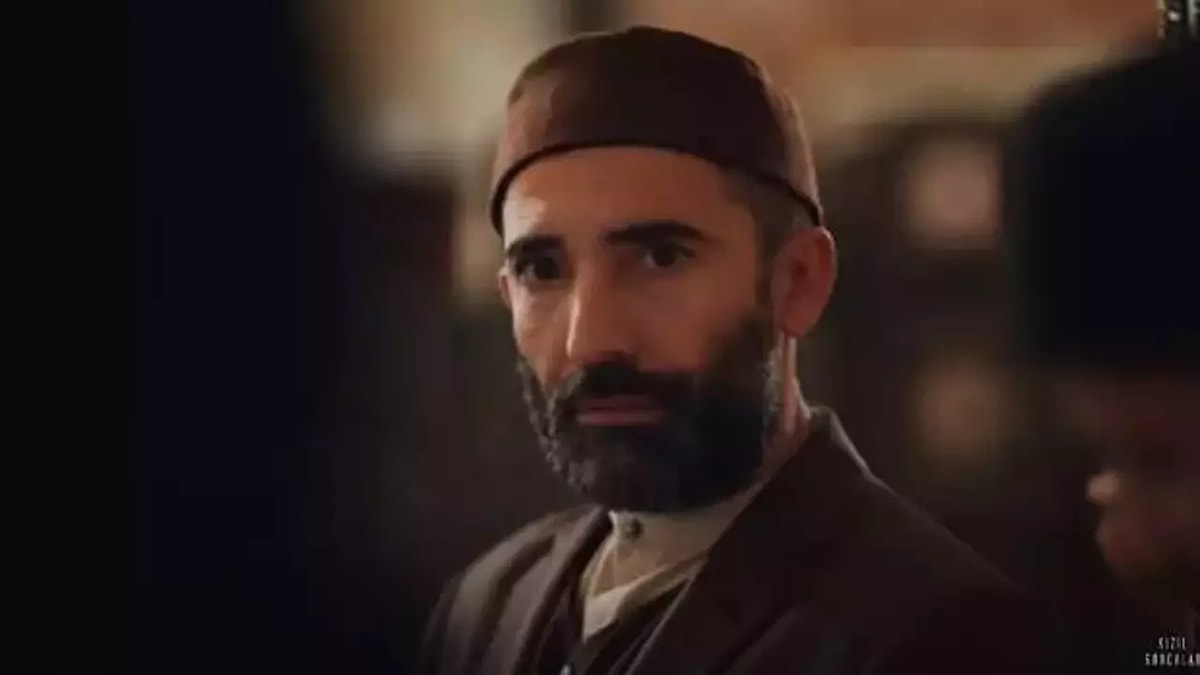 Kızıl Goncalar'ın Naim'i Mert Turak Rolü Yüzünden Başına Gelenleri ...