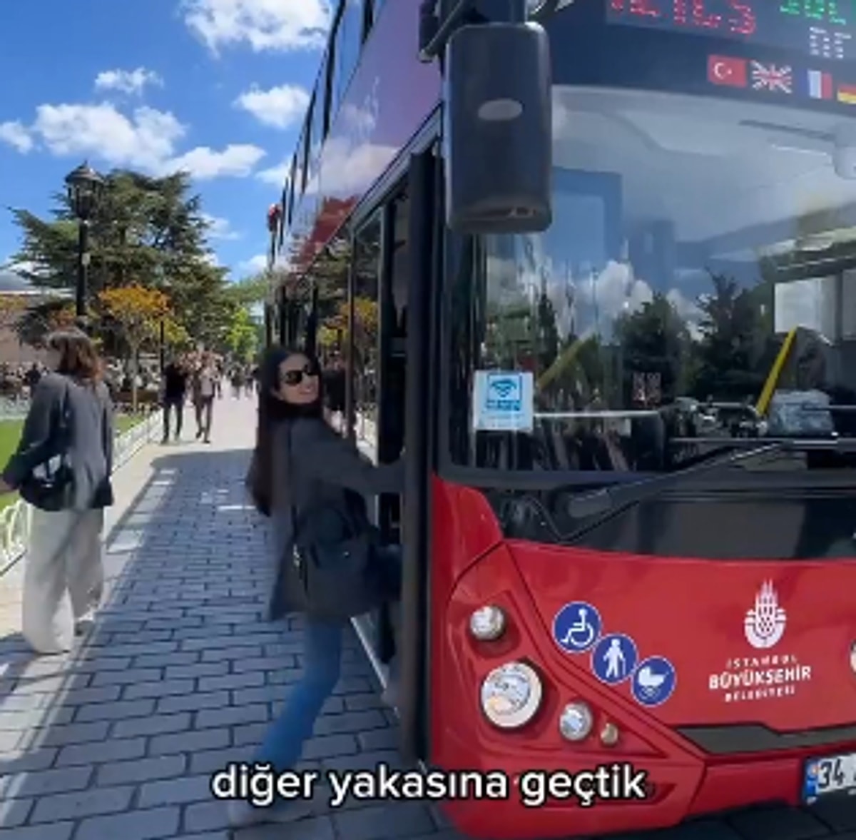 Bir Sosyal Medya Kullanıcısının İBB'nin Turist Otobüsü 'BusForUs' ile ...
