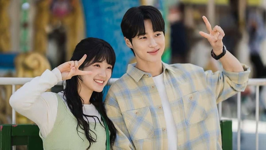 Lovely Runner Dizisinin Konusu Nedir, Oyuncuları Kimlerdir? Lovely ...