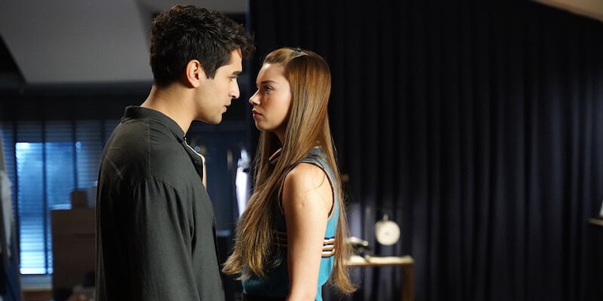 Emre Altuğ Abilerinden "Olgun Çocuklar" Afra Saraçoğlu ve Mert Ramazan ...