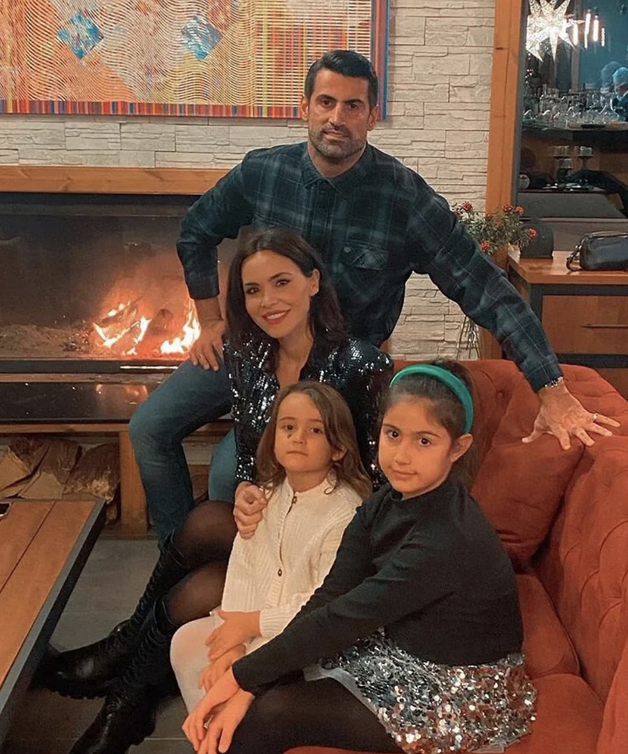 Yine Kız mı, Yoksa Erkek mi? Volkan ve Zeynep Demirel'in Üçüncü ...