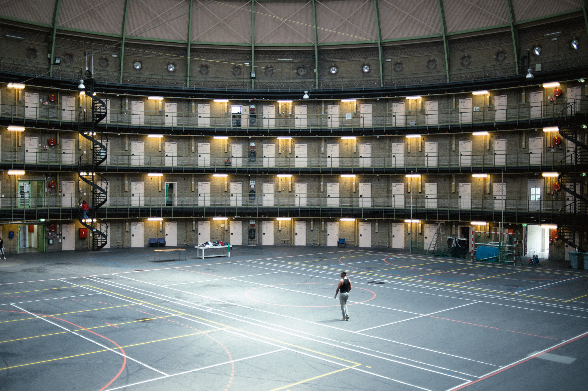 The Dutch are Closing Prisons Due to Low Crime Rates - Onedio