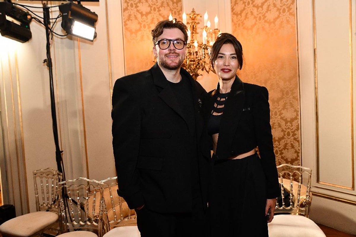 Amor Garibovic Defilesinde Boy Gösteren Kadın Ünlüleri İnceliyor ...