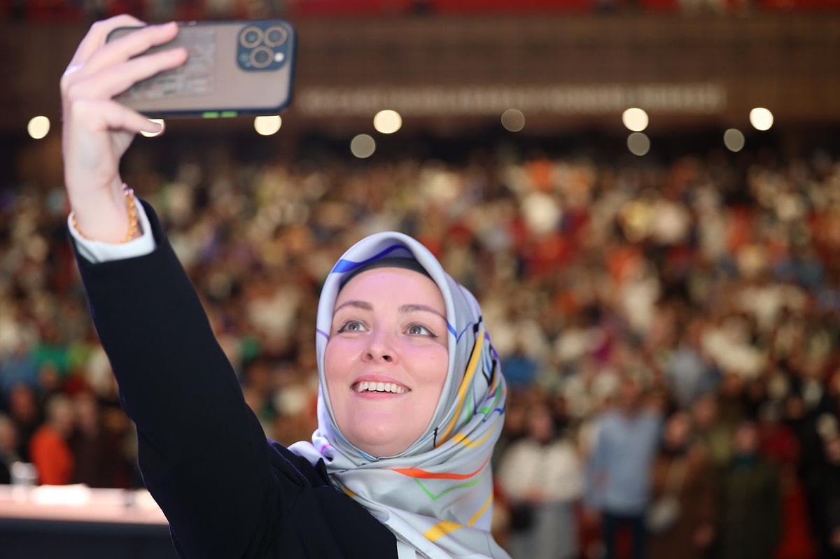 Uzman psikolog, yazar Hatice Kübra Tongar: "Kitaplar, Geleceğin ...