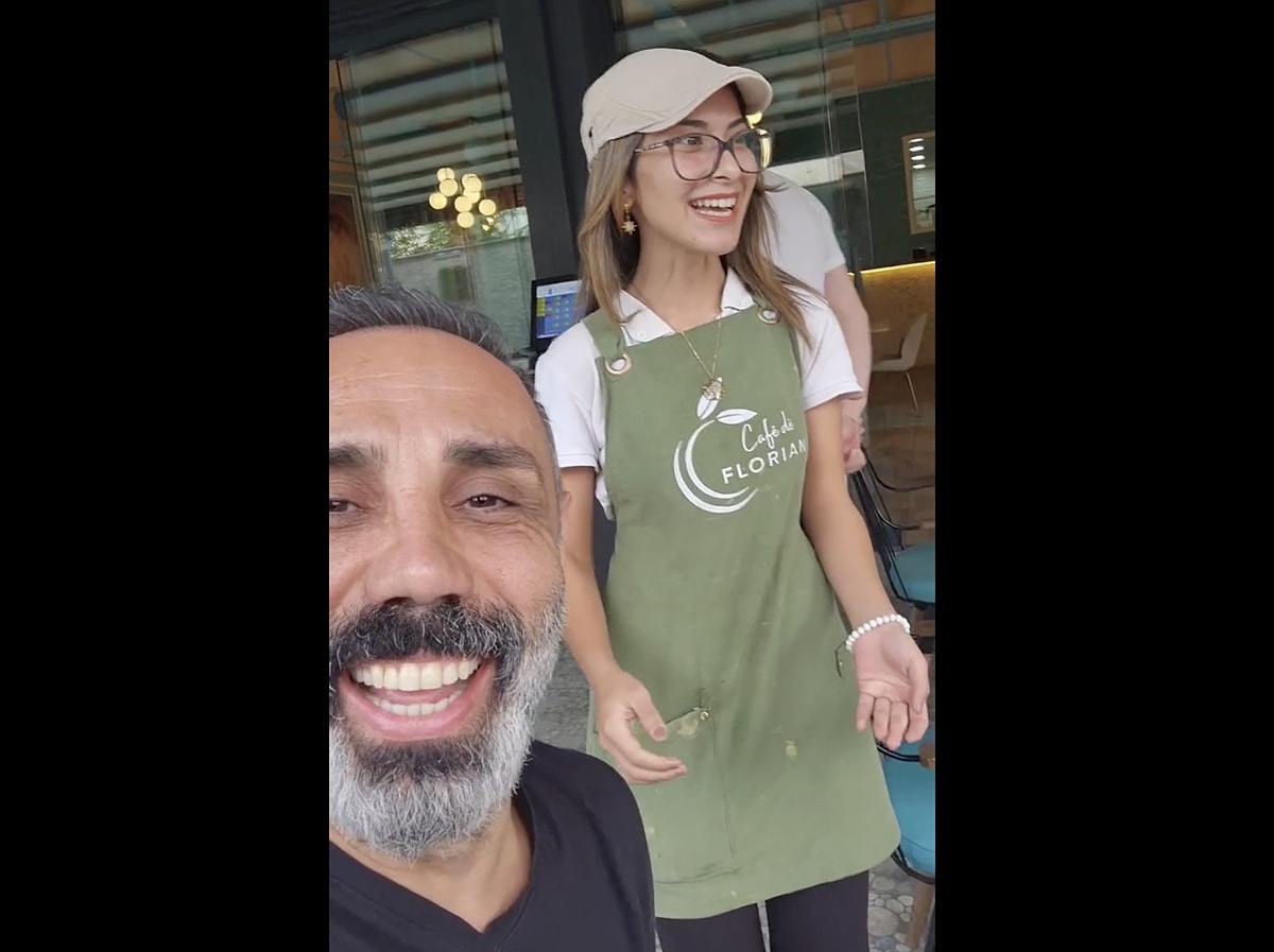 Bir Genç Kız Oyuncu Umut Oğuz'u Başka Bir Meslektaşıyla Karıştırınca ...