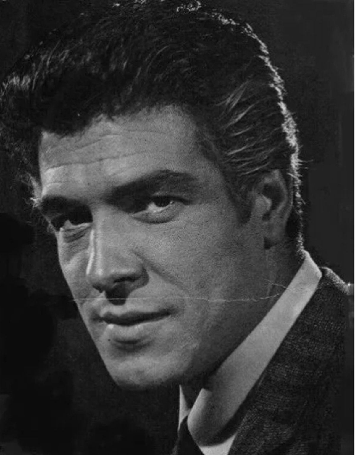 Yeşilçam'ın Kıymetli Oyuncusu İzzet Günay'dan Kıvanç Tatlıtuğ'a Övgü ...