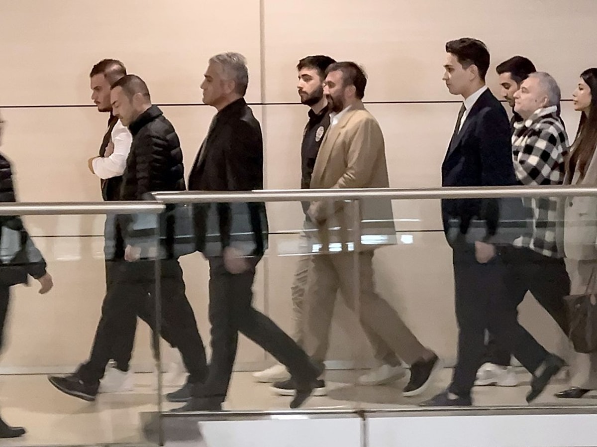 Ersin Korkut'tan Ünlülerin Başını Yakan 'Yasa Dışı Bahis' Reklamı ...