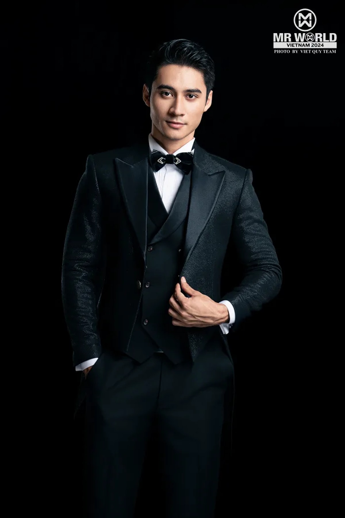 Temsilcimiz Ege Karabenli İlk 10'da: Mr. World 2024 Erkek Güzellik ...
