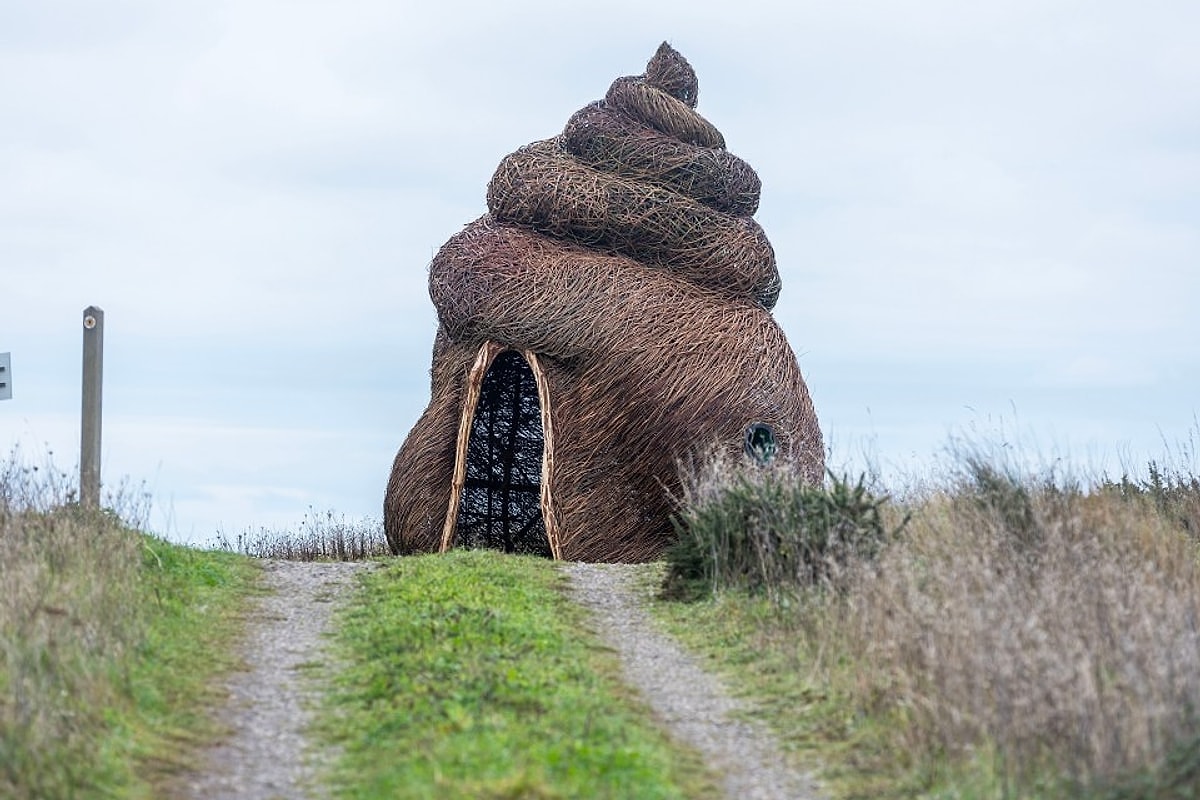 £6,000 Sculpture Sparks Outrage for Resembling a Giant 'Poop Emoji ...