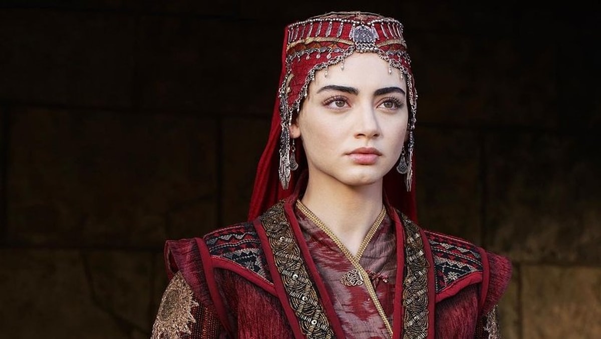 Kuruluş Osman Bala Hatun Öldü mü? Özge Törer Kuruluş Osman'dan Ayrıldı ...