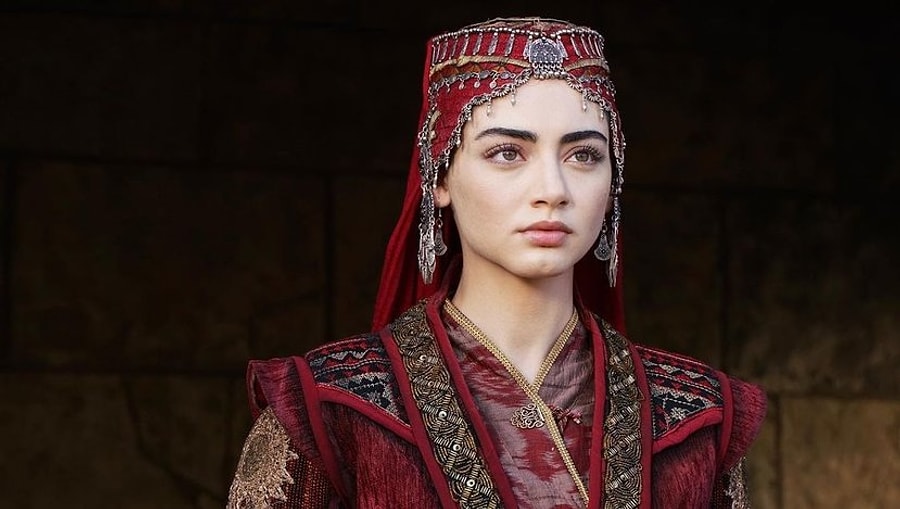 Kuruluş Osman Bala Hatun Öldü mü? Özge Törer Kuruluş Osman'dan Ayrıldı ...