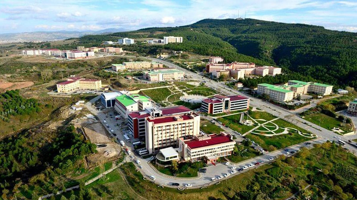 'Kişiye Özel' Kadro İlanı! Dekandan Eşine Torpil: Tezini Birebir Tarif ...