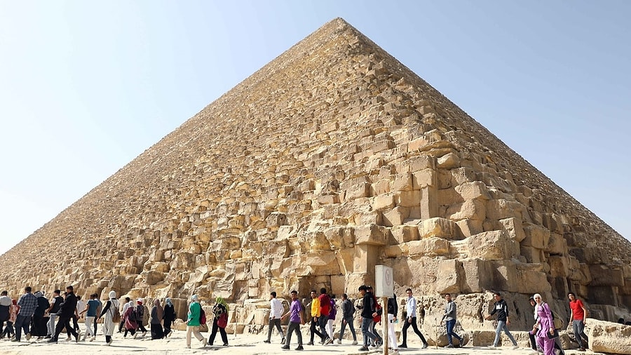 How Many Faces Does the Great Pyramid of Giza Really Have? - Onedio