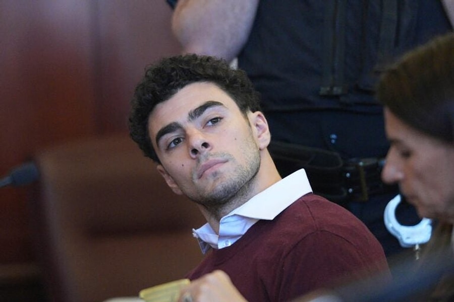 UnitedHealthCare CEO Murder Suspect Luigi Mangione Appears in Court ...