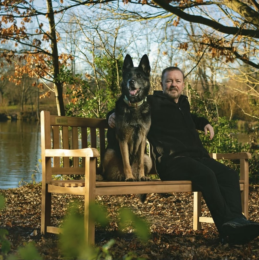 Ricky Gervais'ten After Life Hayranlarını Üzecek Haber: Dizinin Brandy ...