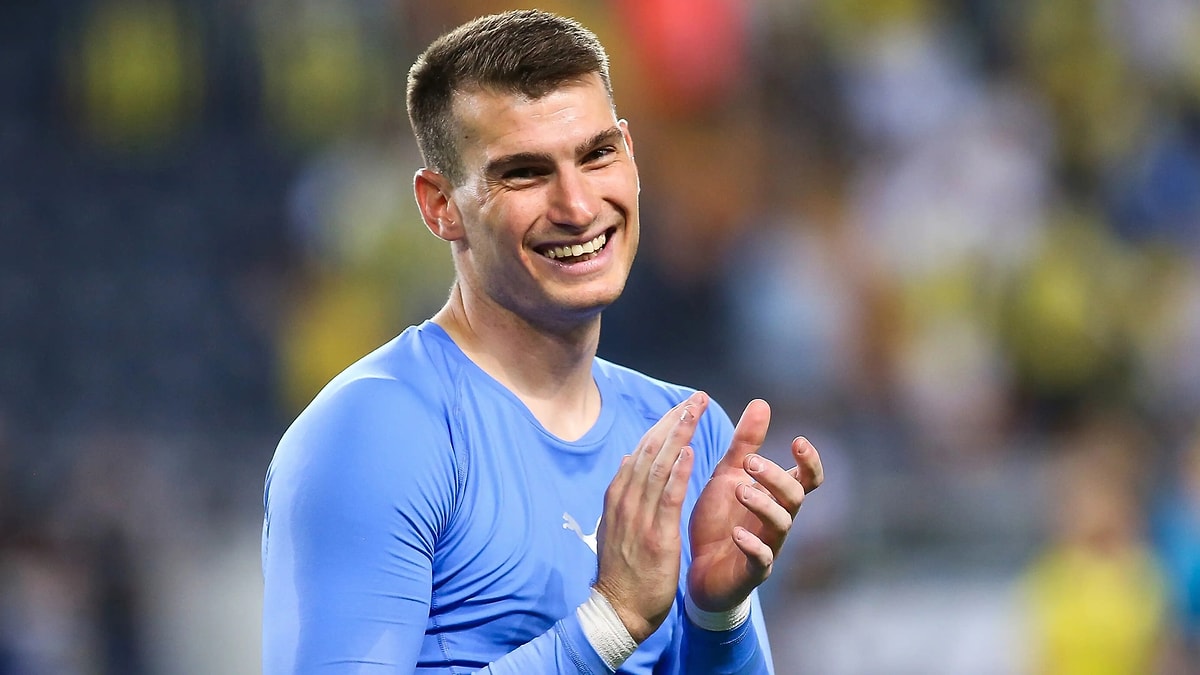 Fenerbahçe'de Dominik Livakovic İçin Süpriz Bir İddia Ortaya Atıldı ...