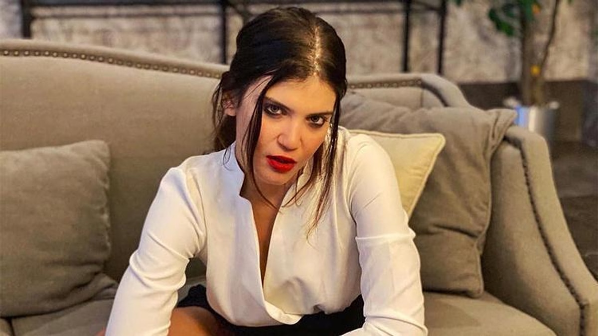 Ece Erken, Feyza Civelek'i Eleştirdi! - Onedio